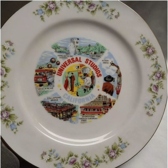 Univsersal Studios | Accents | Vintageuniversal Studios California ...